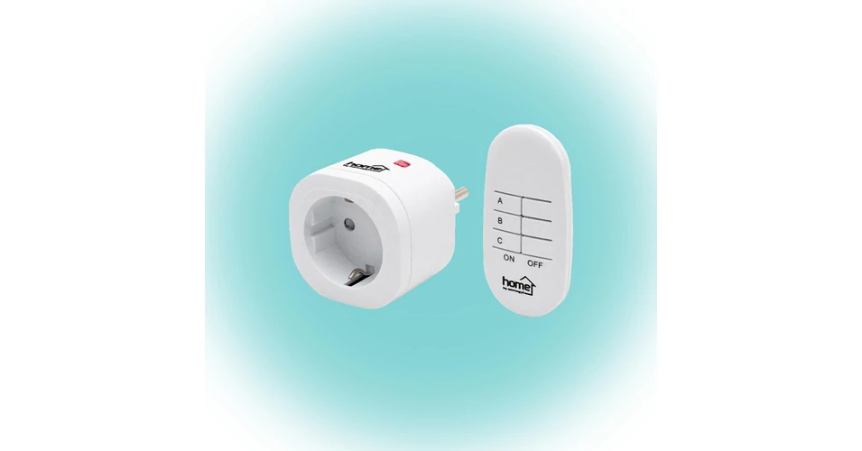 Távírányítós dugalj 3000W TH 3011